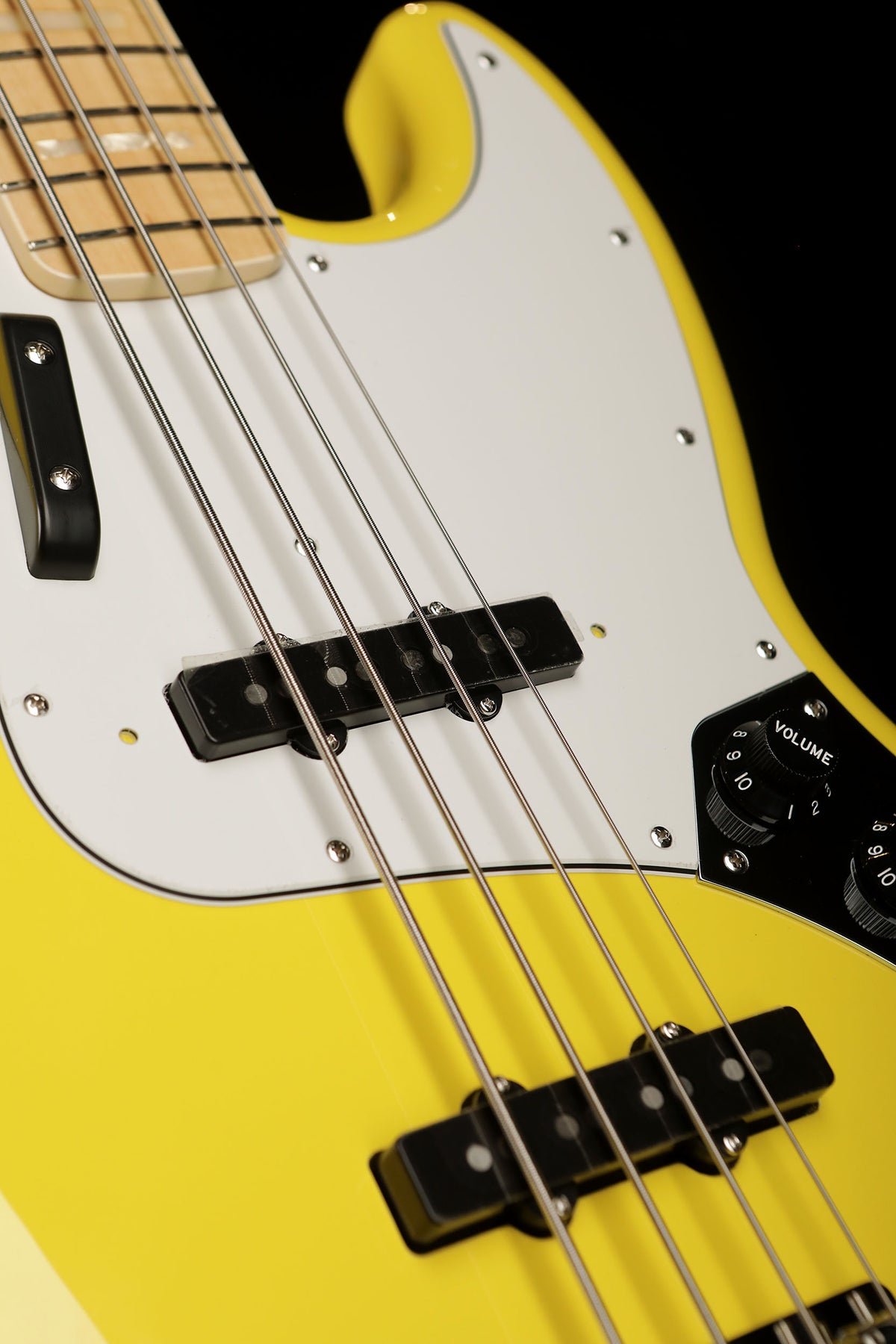 Fender Japan, Limited Edition International Jazz Bass