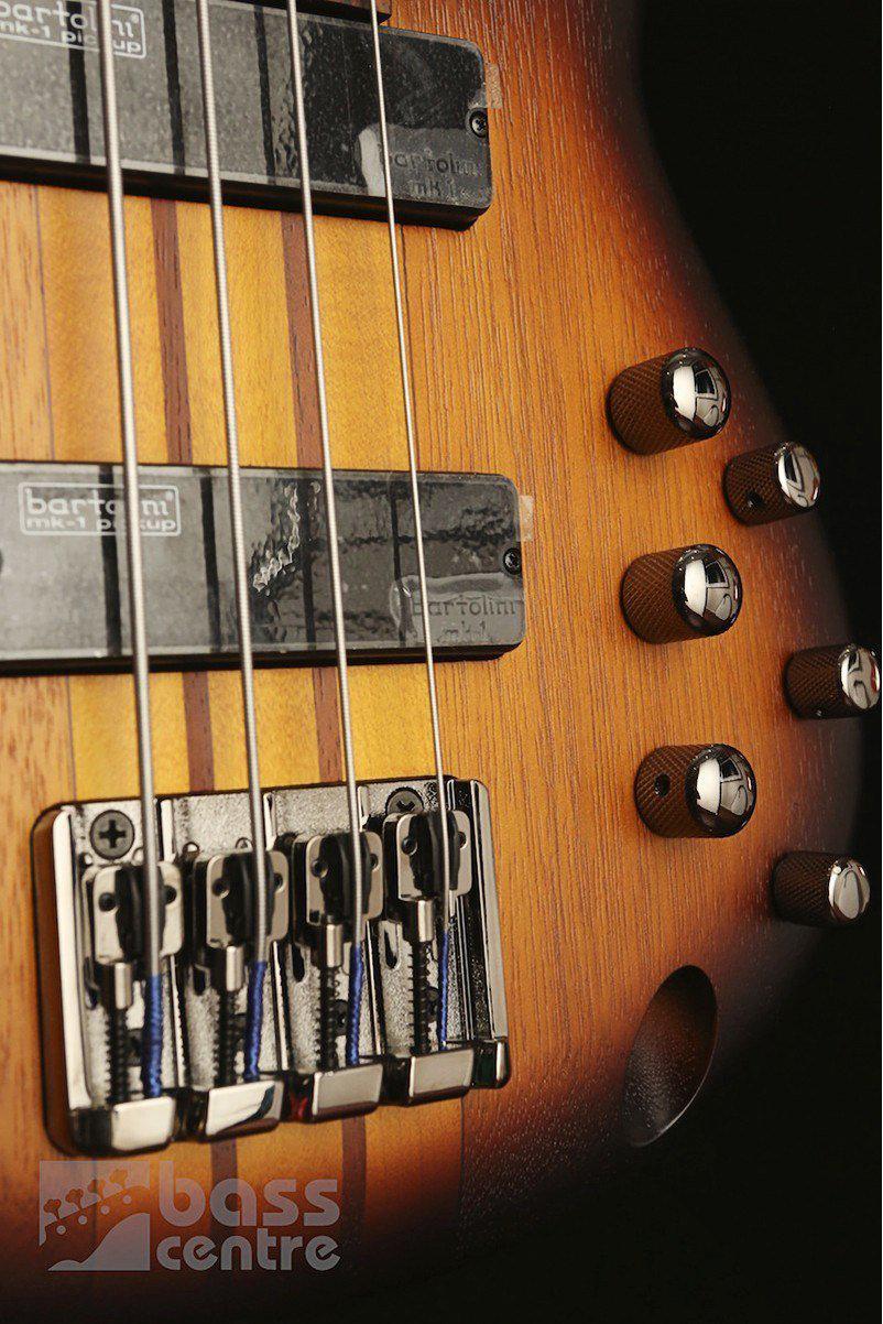 Fretless Basses | Bass Centre